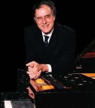 Roman Rudnytsky plays Beethoven at Holy Trinity Church, Coventry on ...